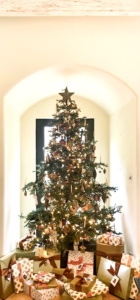 My Christmas Tree, Simple Gift Wrap and Dowloadable Tags. - Cindy ...