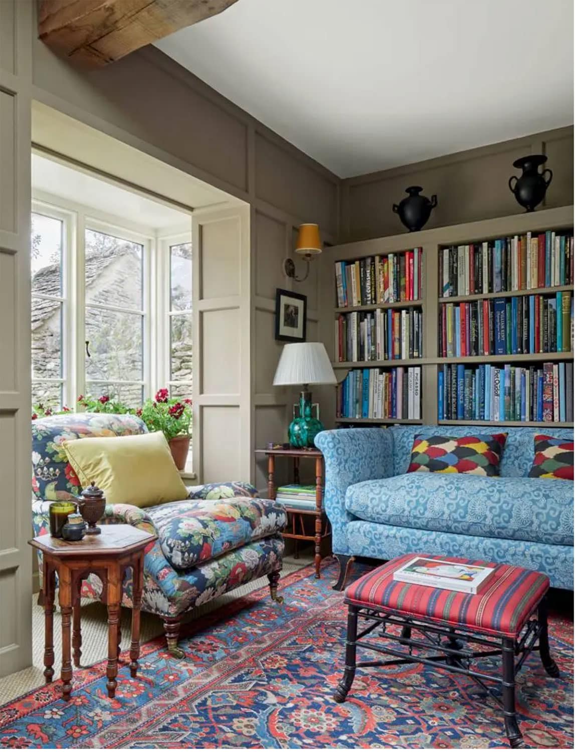 A Charming Collected Cotswold Cottage you Will Love - Cindy Hattersley ...