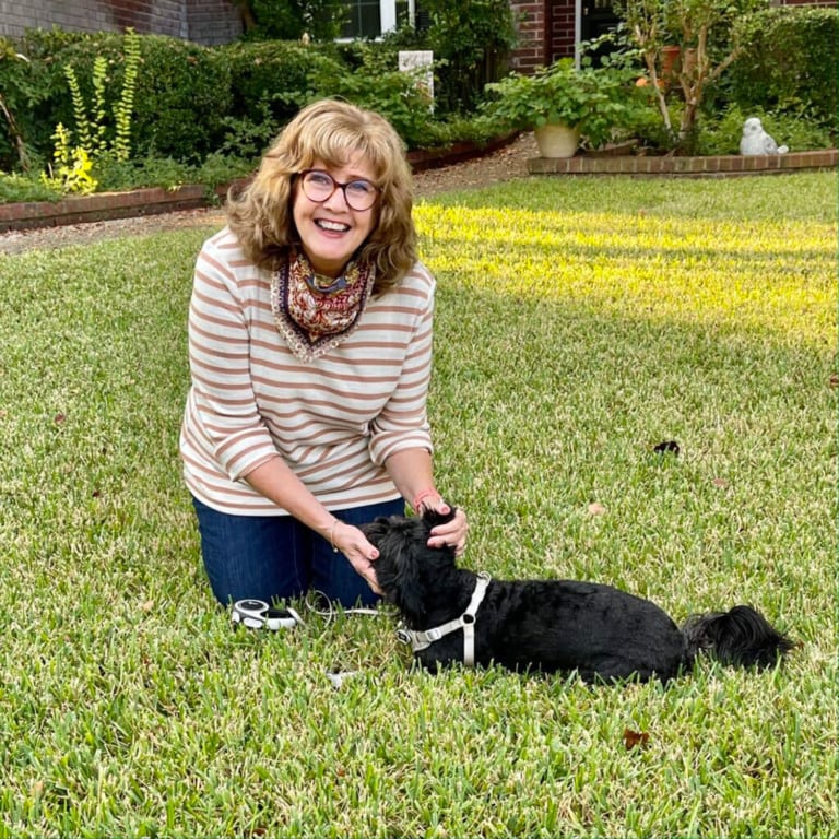 Meet a Stylish 68-year-old blogger with a heart as big as Texas - Cindy ...