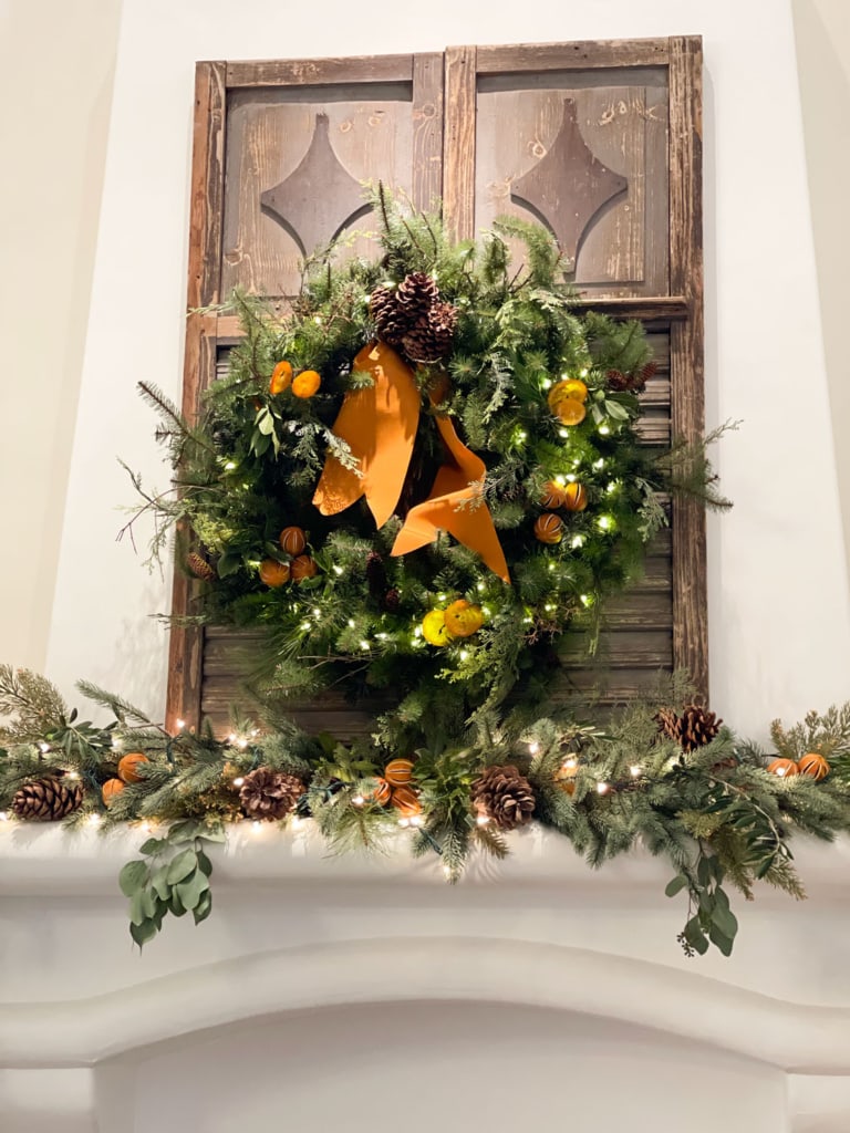 How to Create a Natural-Looking Christmas Mantel - Cindy Hattersley Design