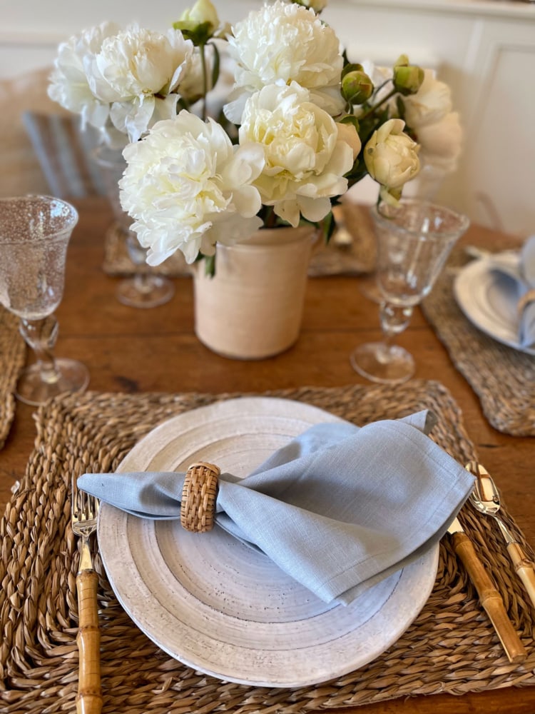 Five Simple Ways to Refresh your Family Room for Summer - Cindy ...