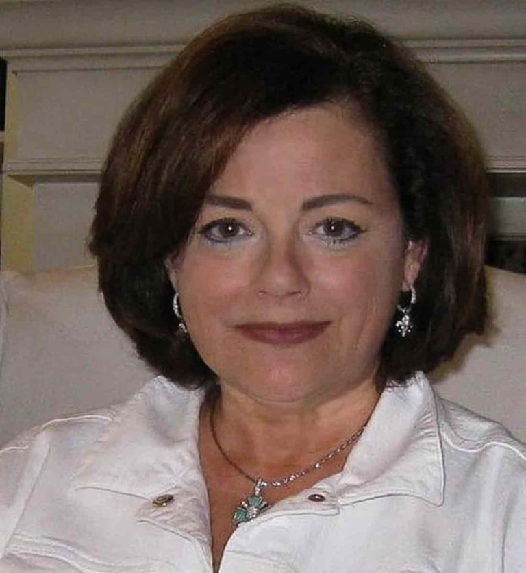 Joni Webb: A Designer who Inspired a Generation of Bloggers - Cindy ...