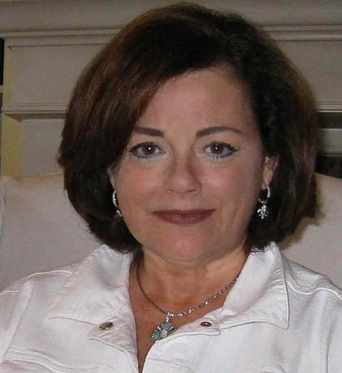 Joni Webb: A Designer who Inspired a Generation of Bloggers - Cindy ...