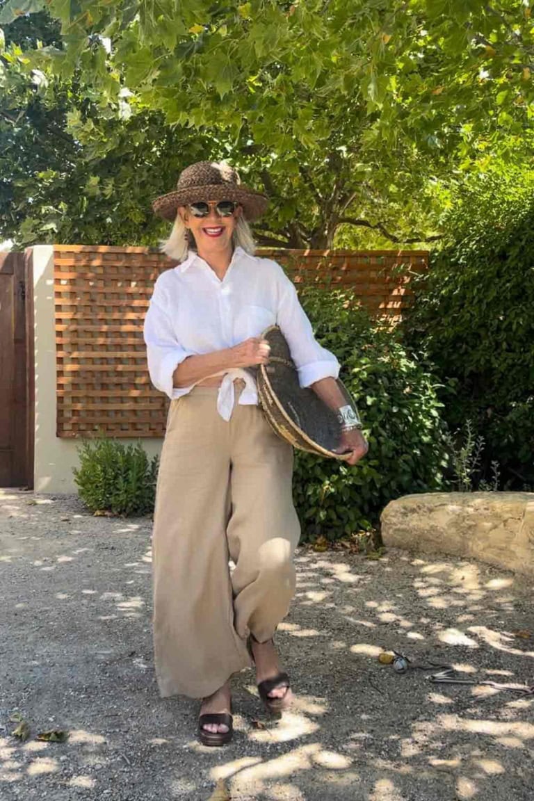 How to Style and Care for Linen Clothing After 50 - Cindy Hattersley Design