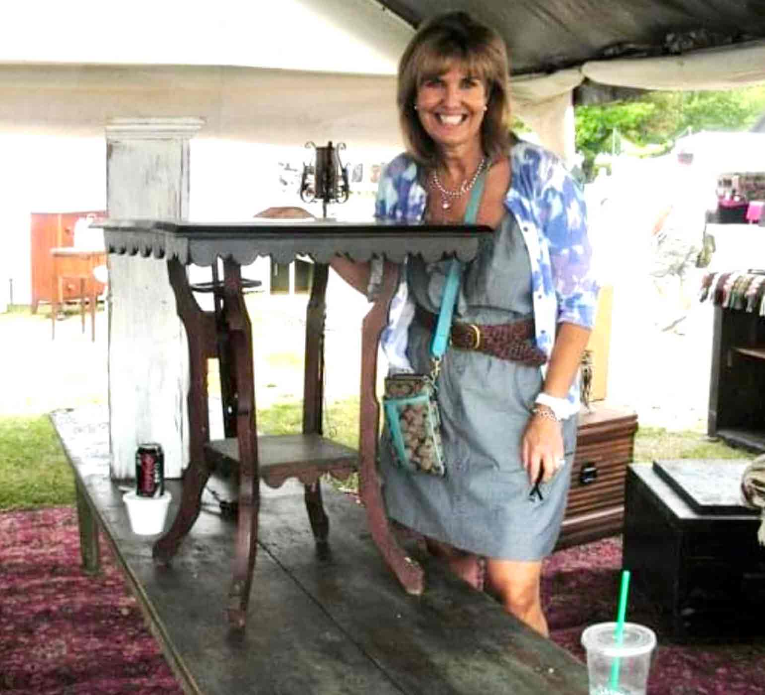 A Multitalented Beauty who Balances Decorating, Traveling, Work and ...